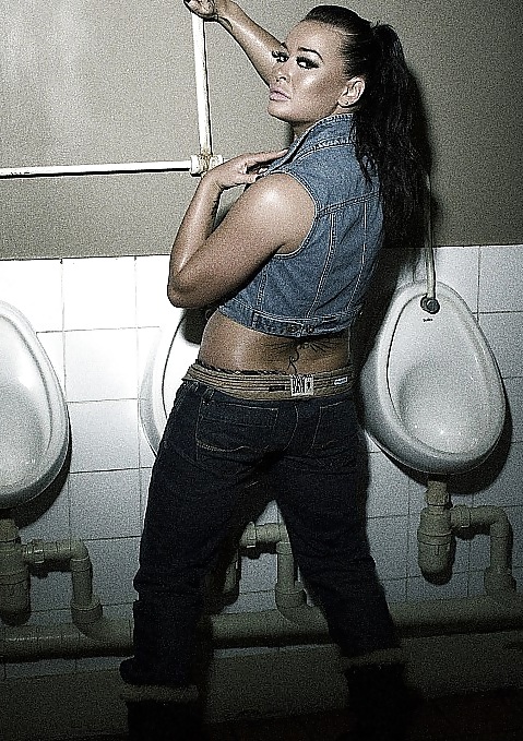 Amanda Rendall Toilet Porn Pictures Xxx Photos Sex Images 377119 Pictoa