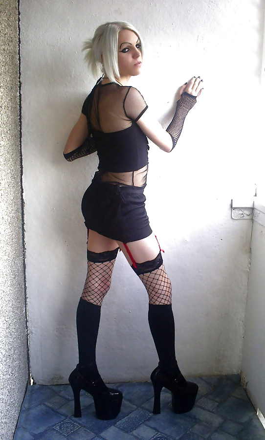Crossdressers Transvestites And Androgynes Porn Pictures Xxx Photos