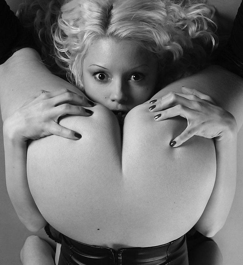 Black And White Ii The Sensual Human Form Porn Pictures Xxx Photos