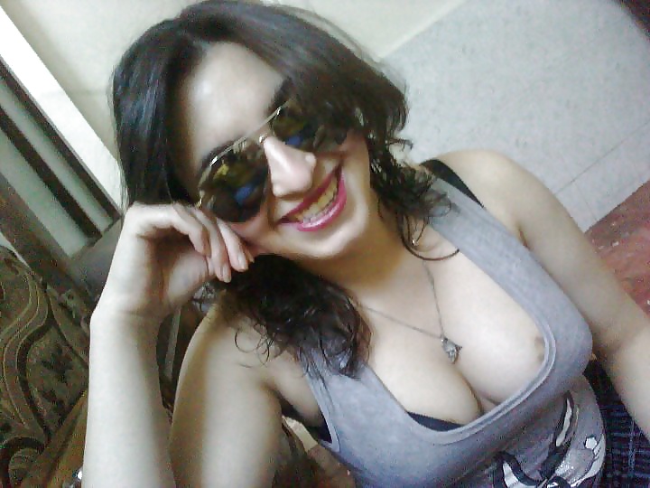 Desi Showing Assets 26 Porn Pictures Xxx Photos Sex Images 2082471
