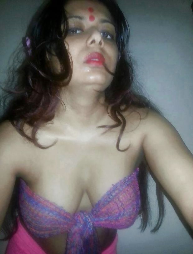 Desi Showing Assets 24 Porn Pictures Xxx Photos Sex Images 2073300