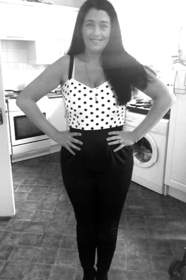 Irish Chubby Milf From Cork Porn Pictures Xxx Photos Sex Images