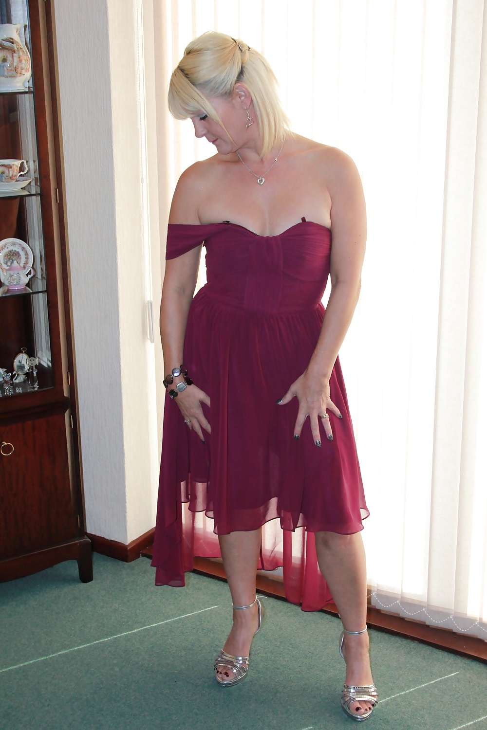 Lincs Lou Milf Dressed And Undressed Porn Pictures Xxx Photos Sex
