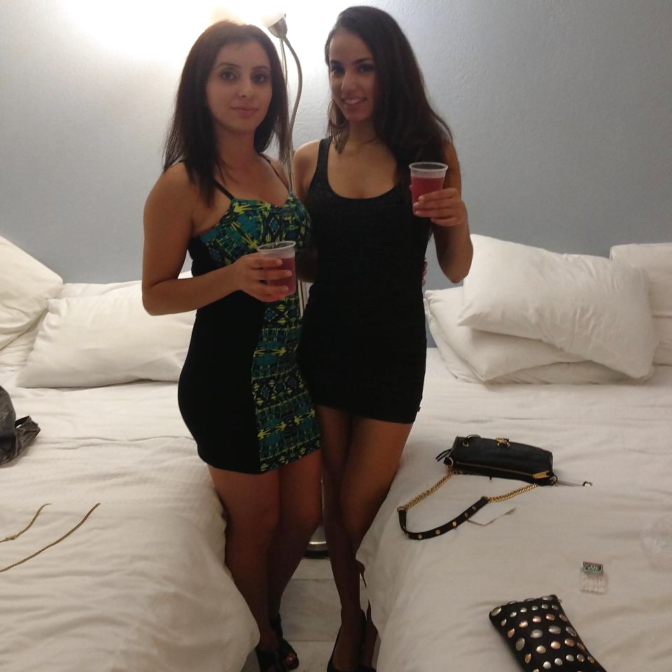 Beurettes Arabes En Talons High Heels Ep3 Porn Pictures Xxx Photos