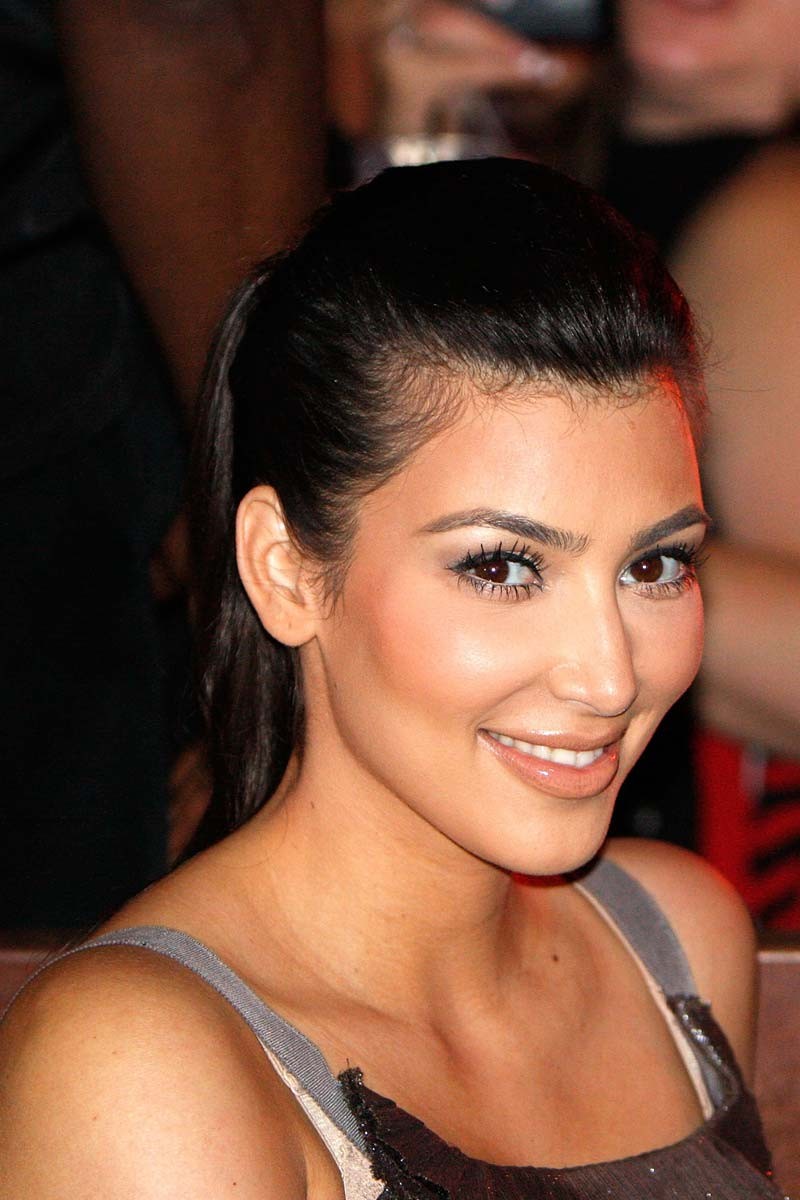 Kim Kardashian Showing Perfection Of Her Nude Body Porn Pictures Xxx