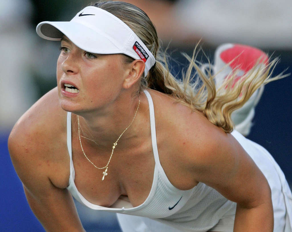 Maria Sharapova Nipple Slips And Downblouse On Court Paparazzi Pictures