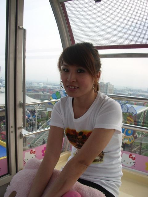 Innocent Teen Stripping On A Hello Kitty Ferris Wheel Porn Pictures Xxx Photos Sex Images