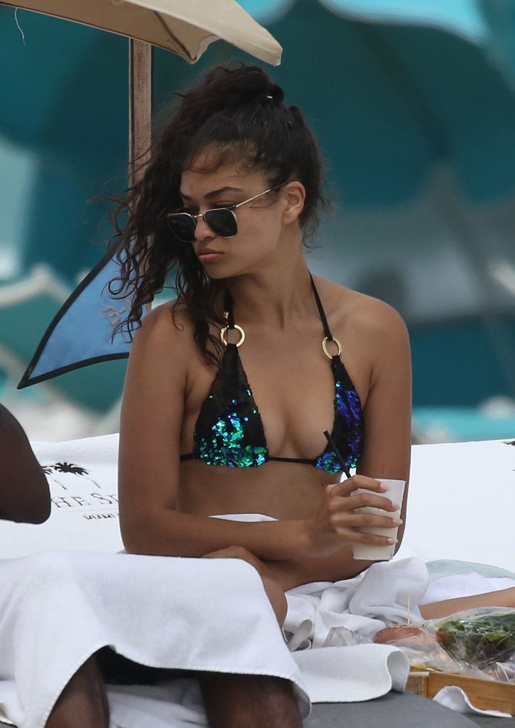 Shanina Shaik Sexy Porn Pictures Xxx Photos Sex Images 3650009 Pictoa